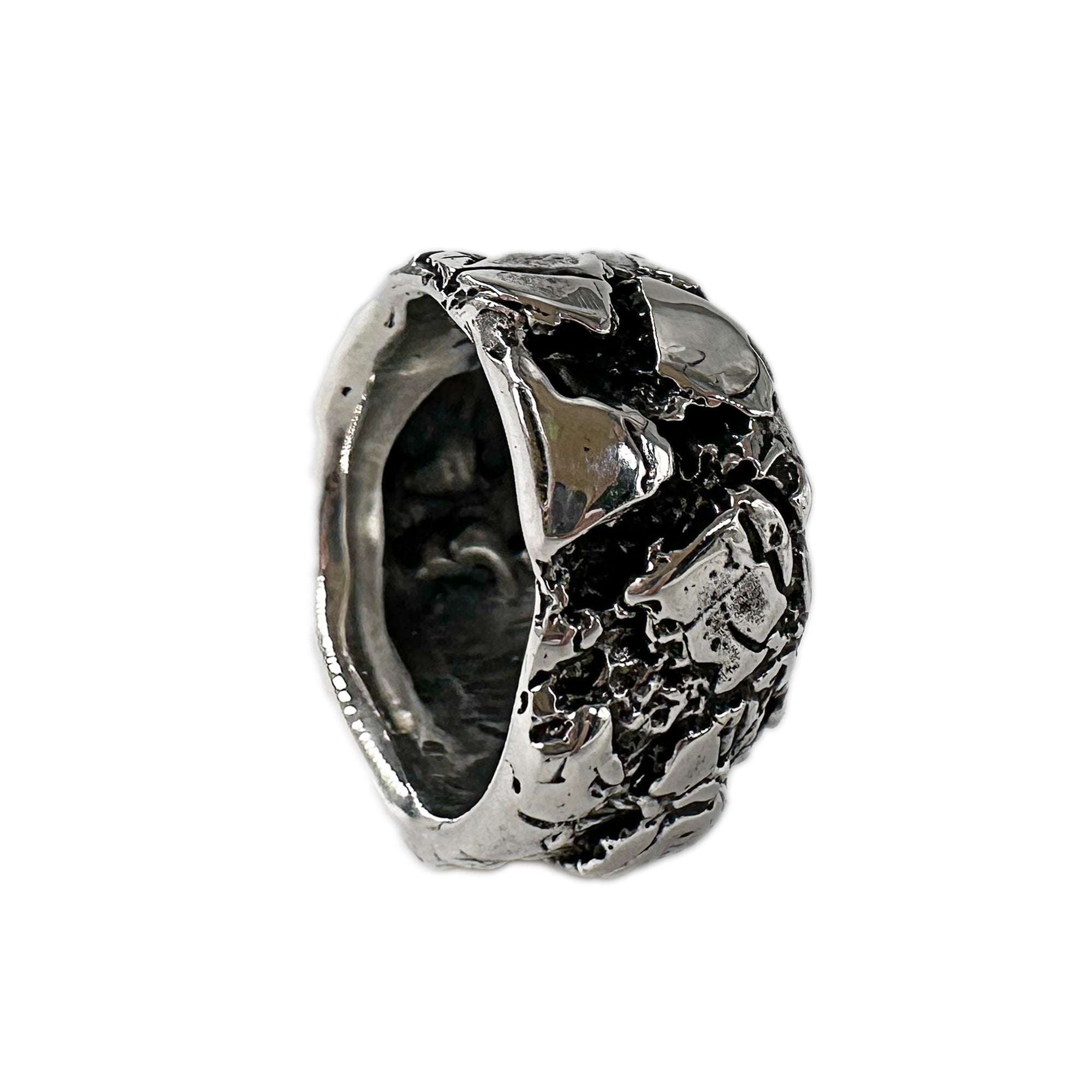 ESCHATON RING – Lucentement