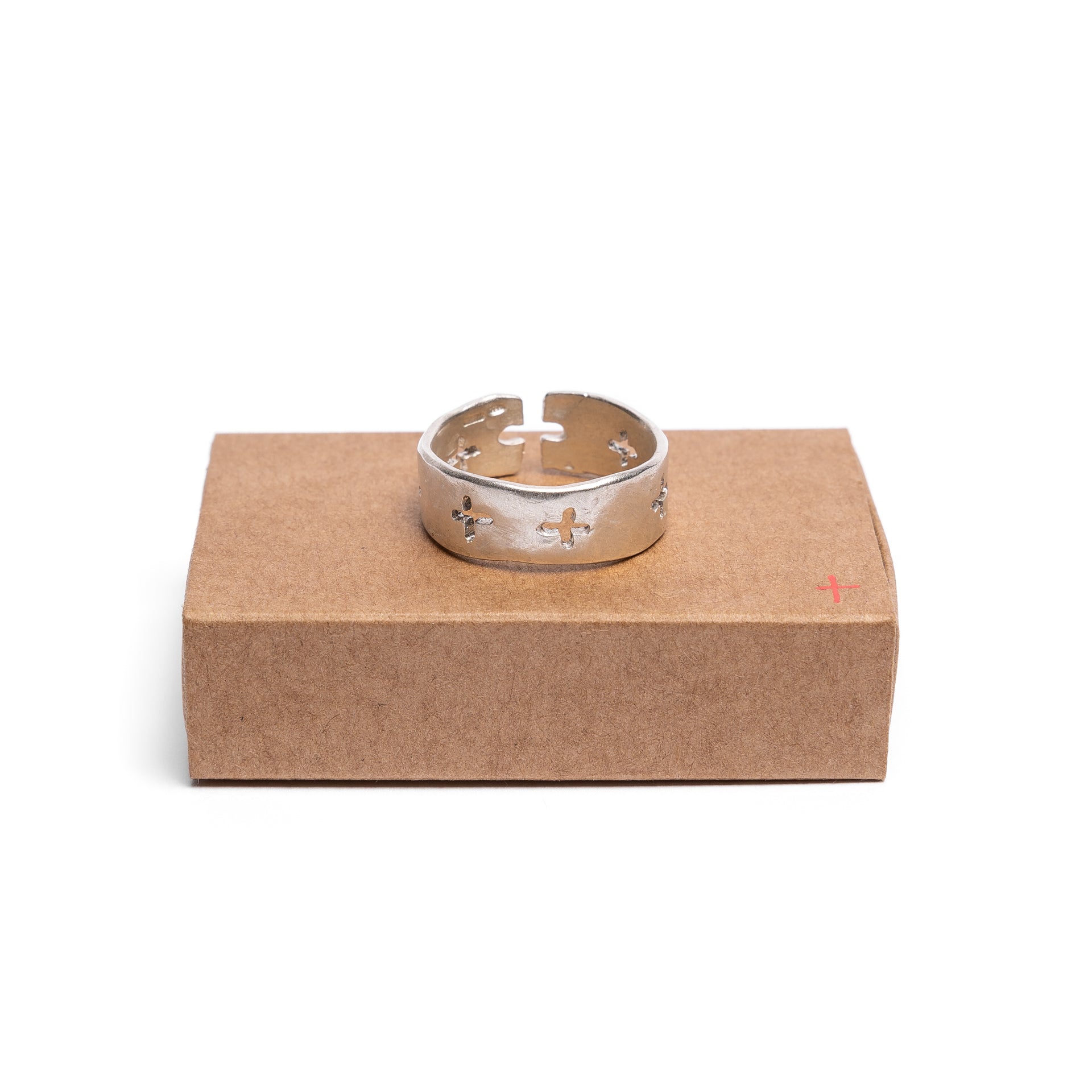 PUNCHED SILVER RING – Lucentement