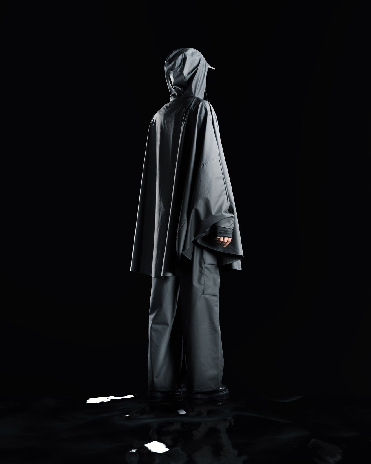 RAINS SS23 EDITORIAL – Lucentement