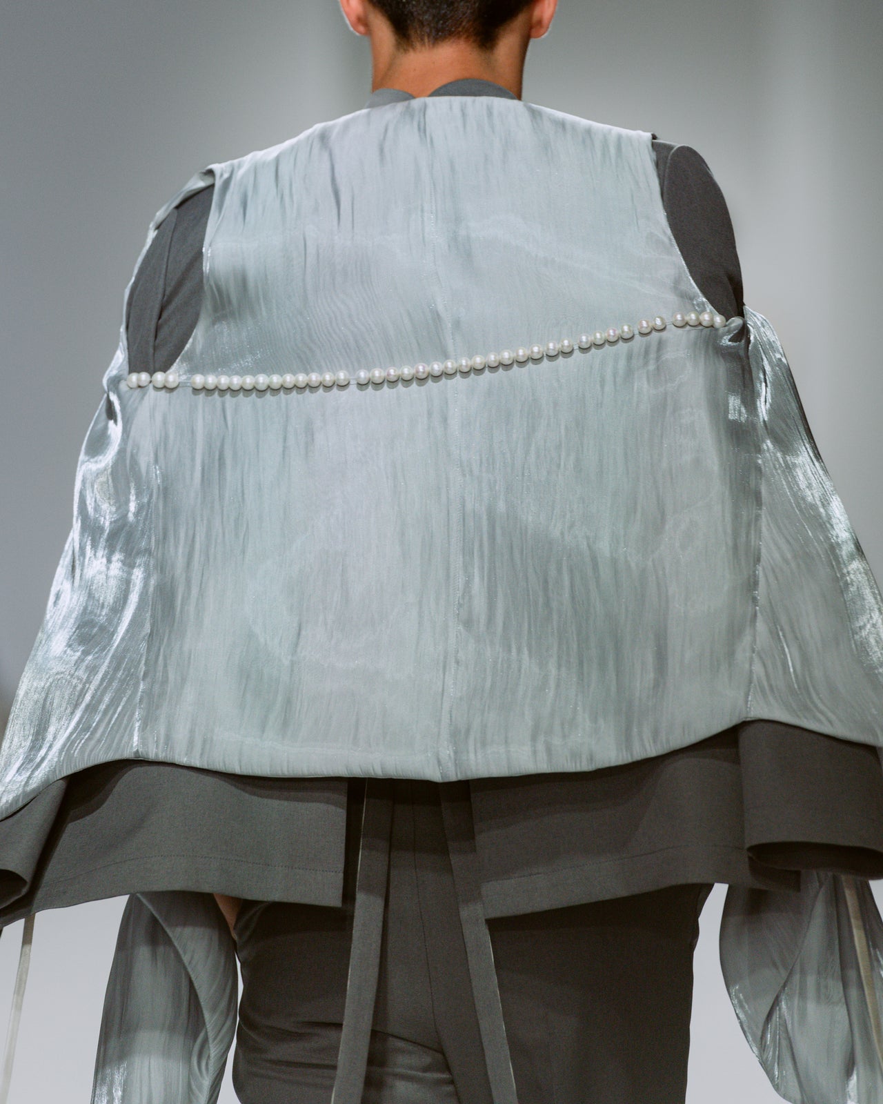 SEAN SUEN SS25 RUNWAY EDITORIAL – Lucentement